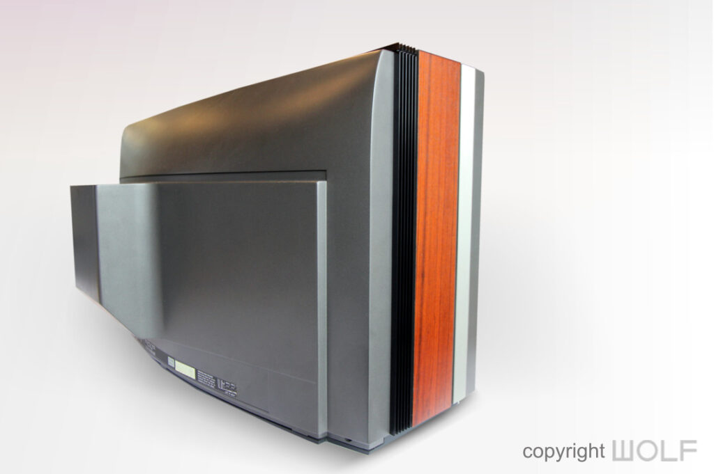 Bang & Olufsen Beovision Stereo TV 8902 (1984- 1987) | Wolf Review