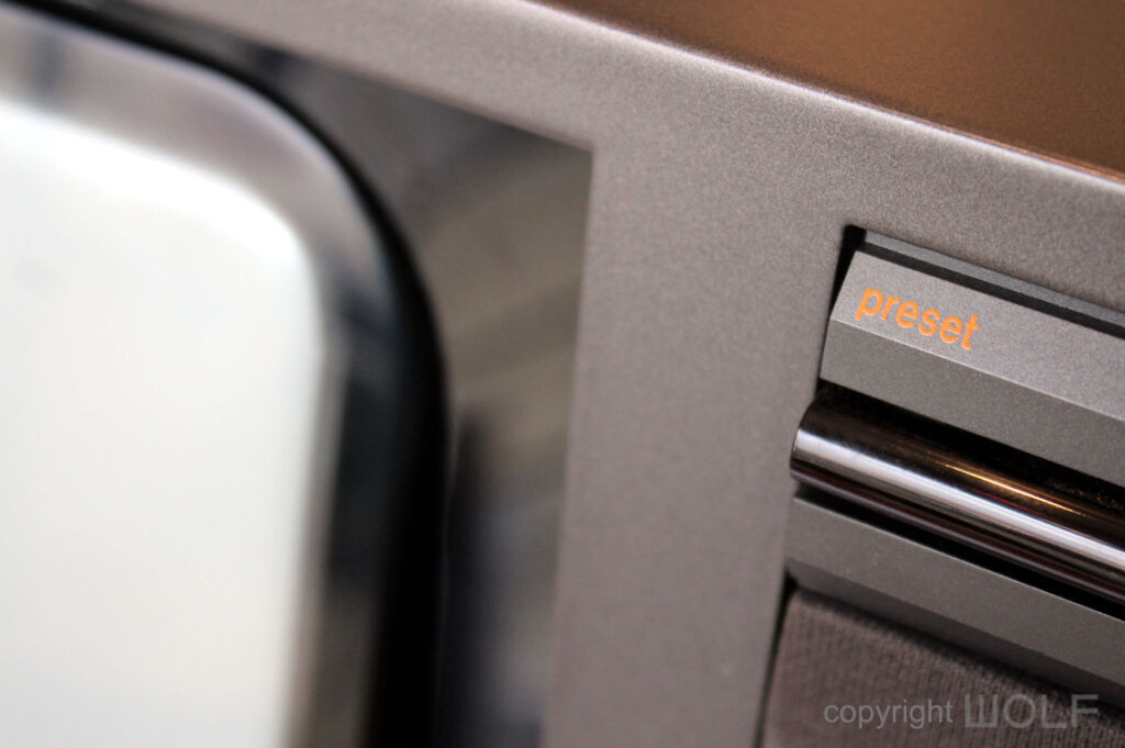 Bang & Olufsen Beovision Stereo TV 8902 (1984- 1987) | Wolf Review