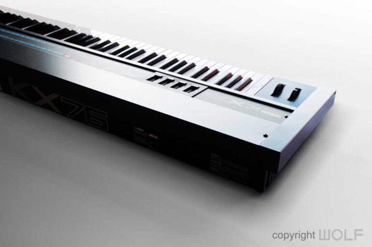 Yamaha KX76 MIDI Keyboard Controller (1985) | Wolf Review